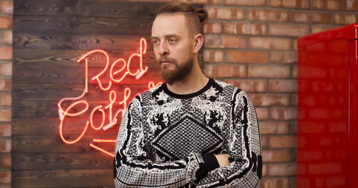 Interview with Denis Lomov, Creative Director at Red Collar: Lovers ...