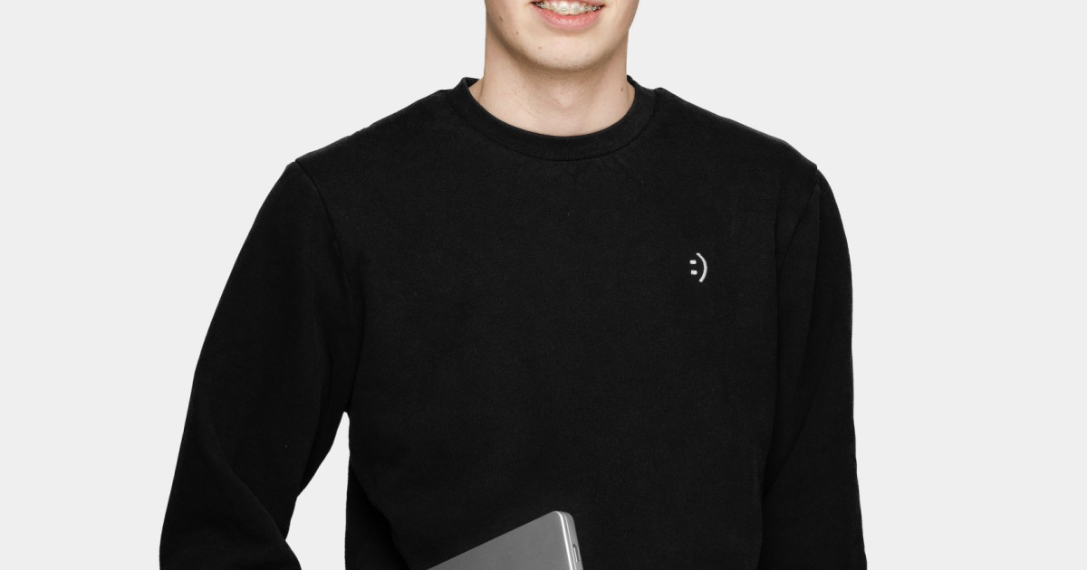 Interview with Linus Rogge, Product Designer at Studio Lenzing: Lovers Magazine by Spaces